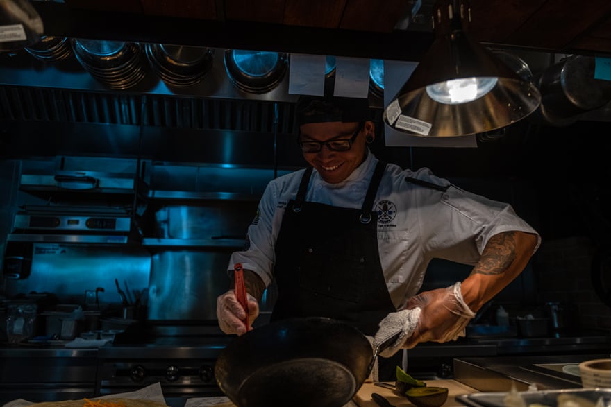 Café indígena utiliza la cocina indígena para ayudar a sus chefs a ...