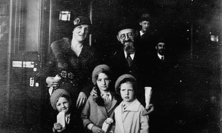 Vuelve a casa una foto tomada por la esposa de un rabino en 1931 que ...